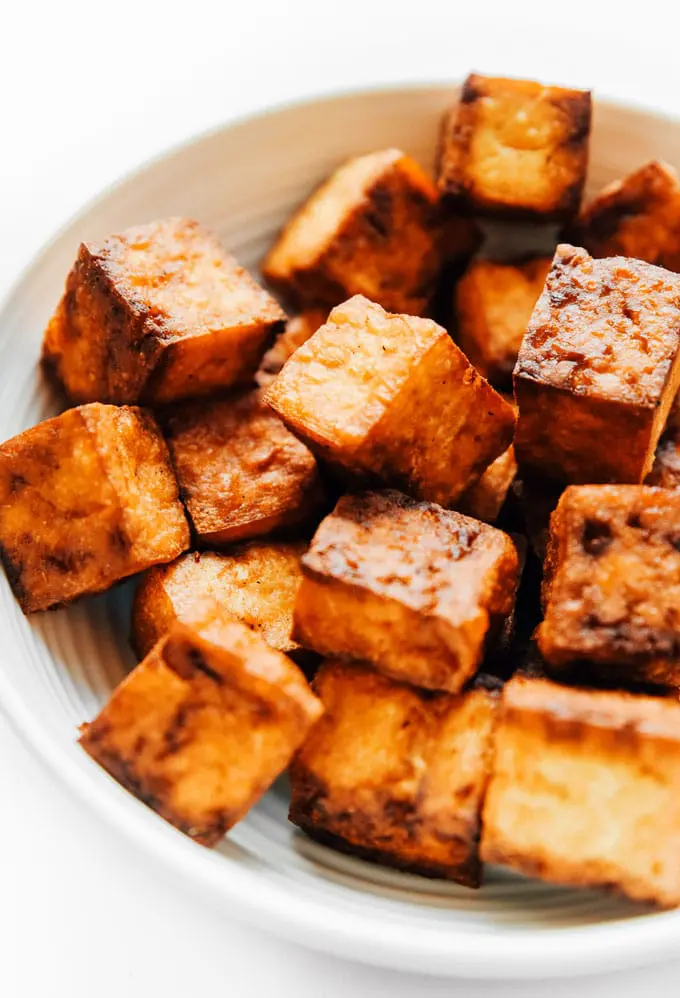 How do you dehydrate tofu in an air fryer?