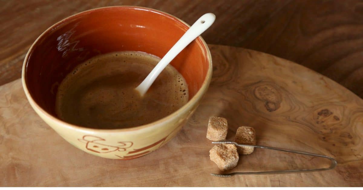 How do you drink café au lait in a bowl?