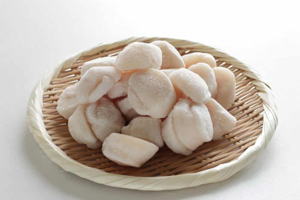 How do you dry previously frozen scallops?