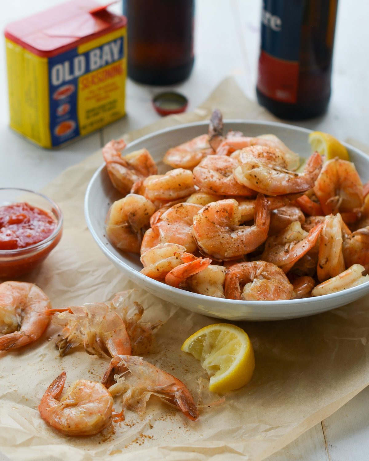 How do you eat boiled shrimp?