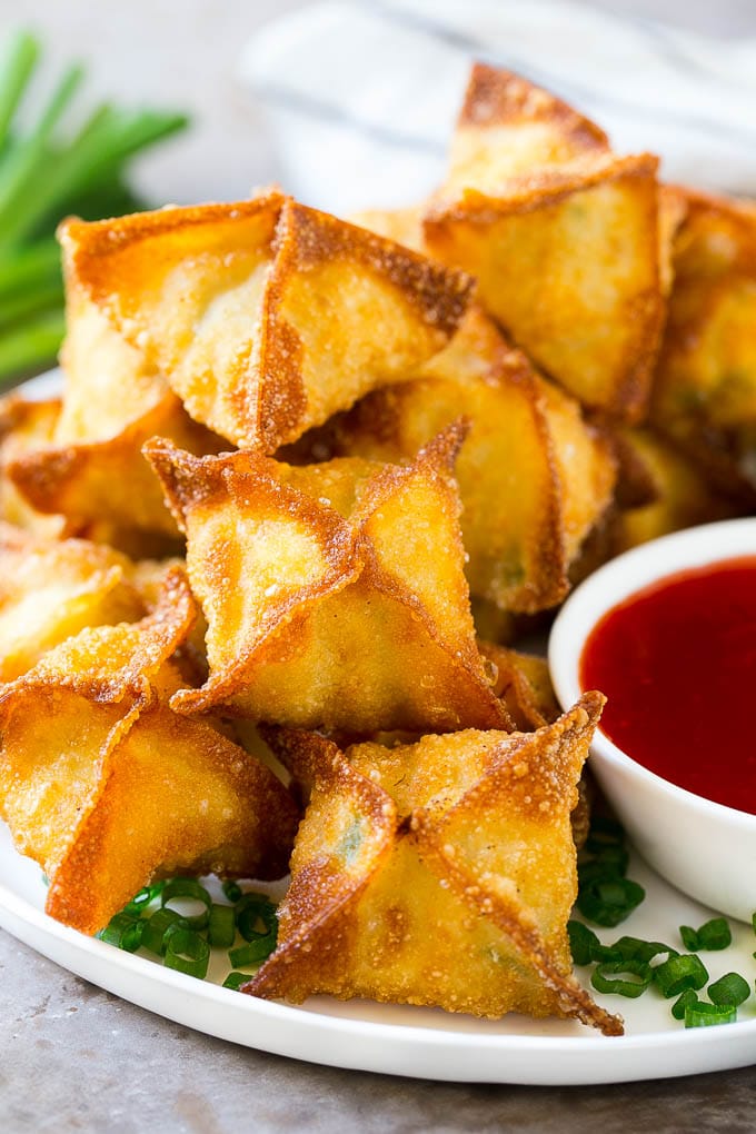 How do you eat crab wontons?