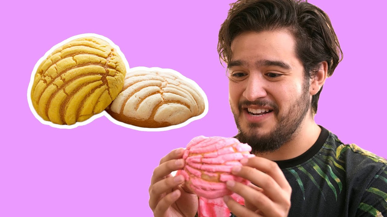 How do you eat pan dulce?