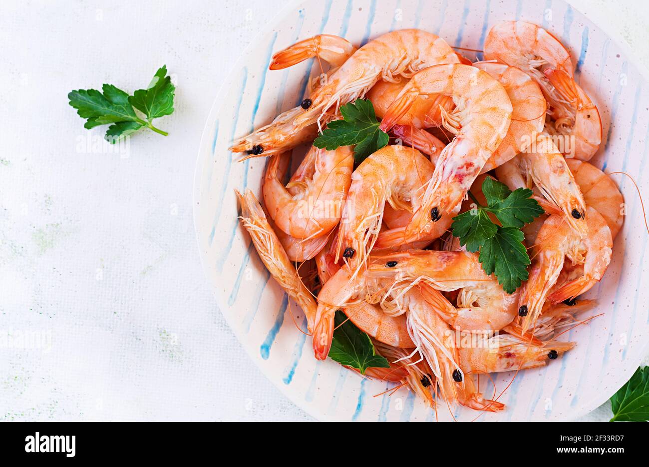 How do you get shrimp to lay flat?