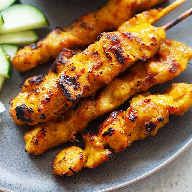 How do you heat satay at home?