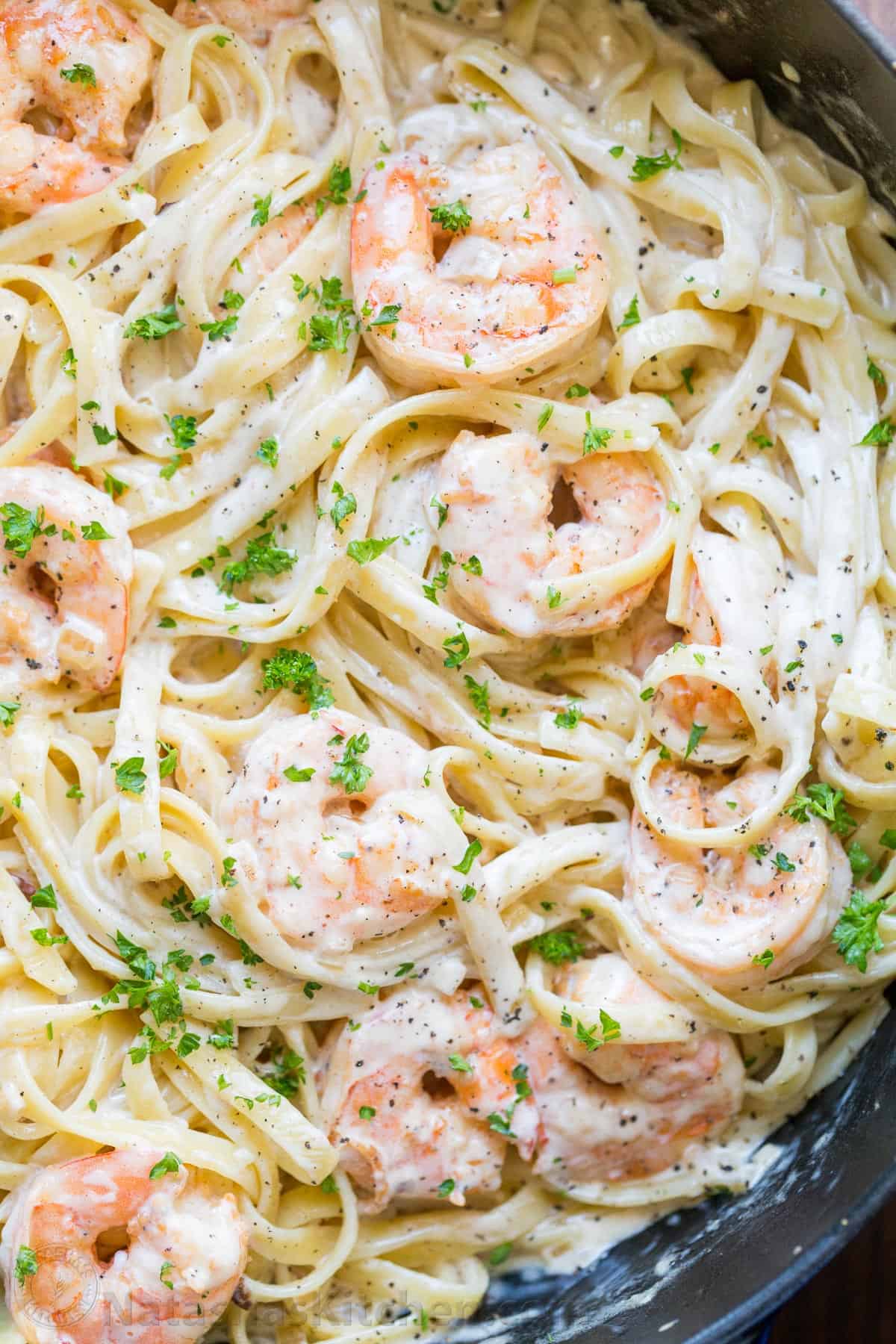 How do you heat up shrimp for pasta?