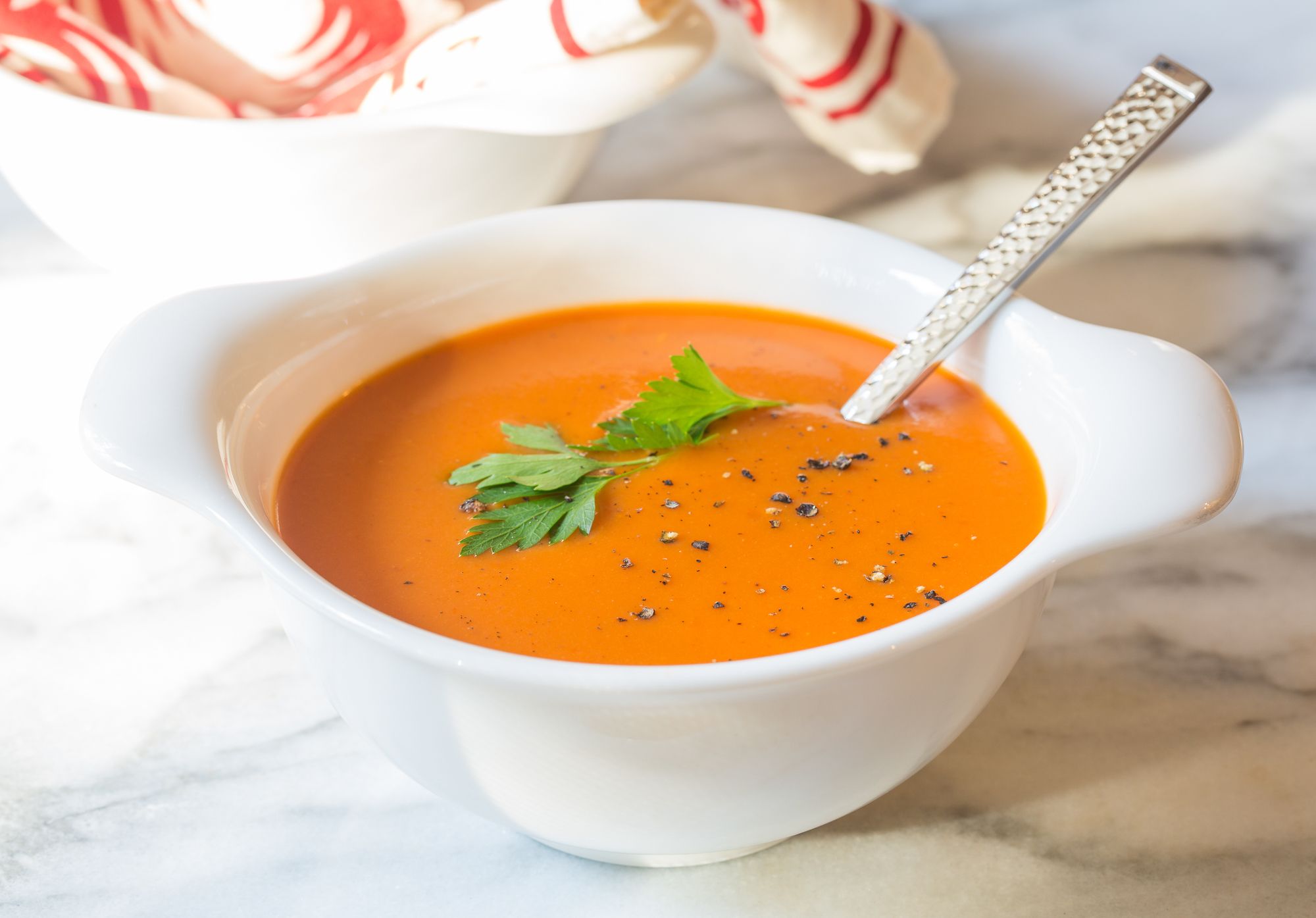 How do you incorporate heavy cream in soup?