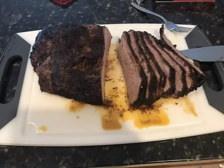 How do you keep a brisket moist after cutting it?
