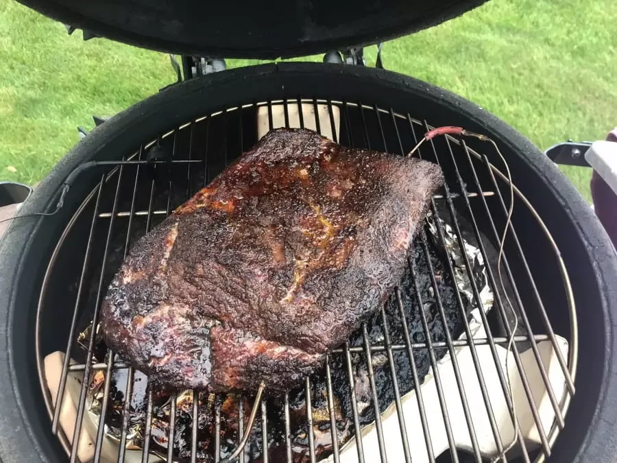 How do you keep a brisket warm in a smoker?