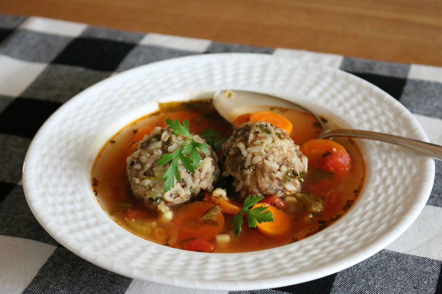 How do you keep albondigas from falling apart?