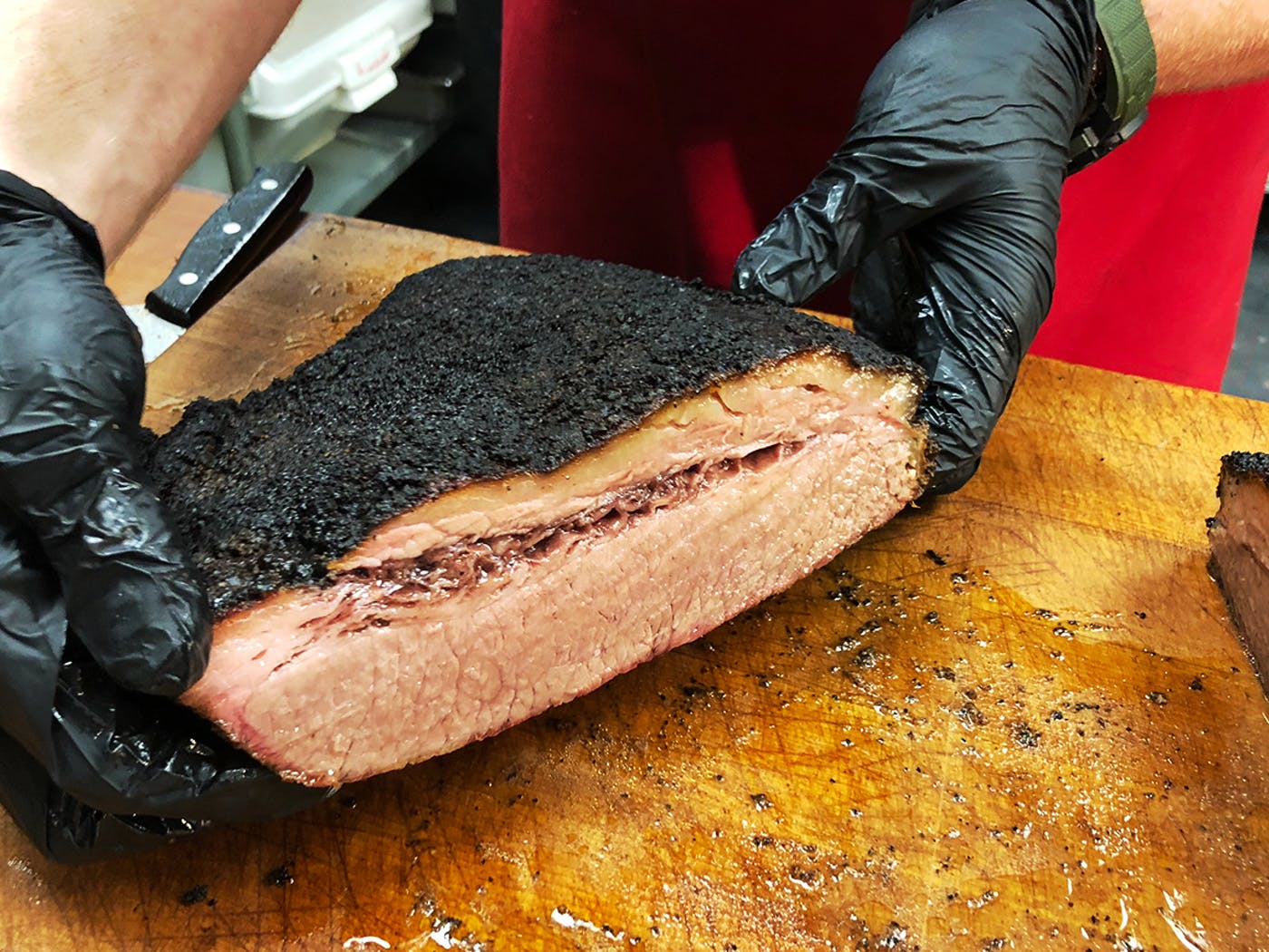 How do you keep brisket moist before serving?