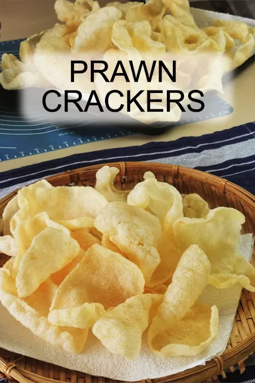 How do you keep prawn crackers crispy?