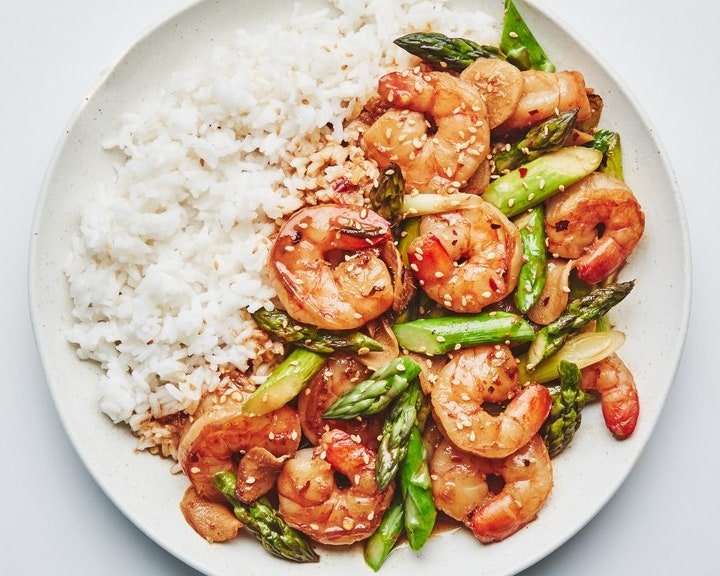 How do you keep prawns soft when cooking?
