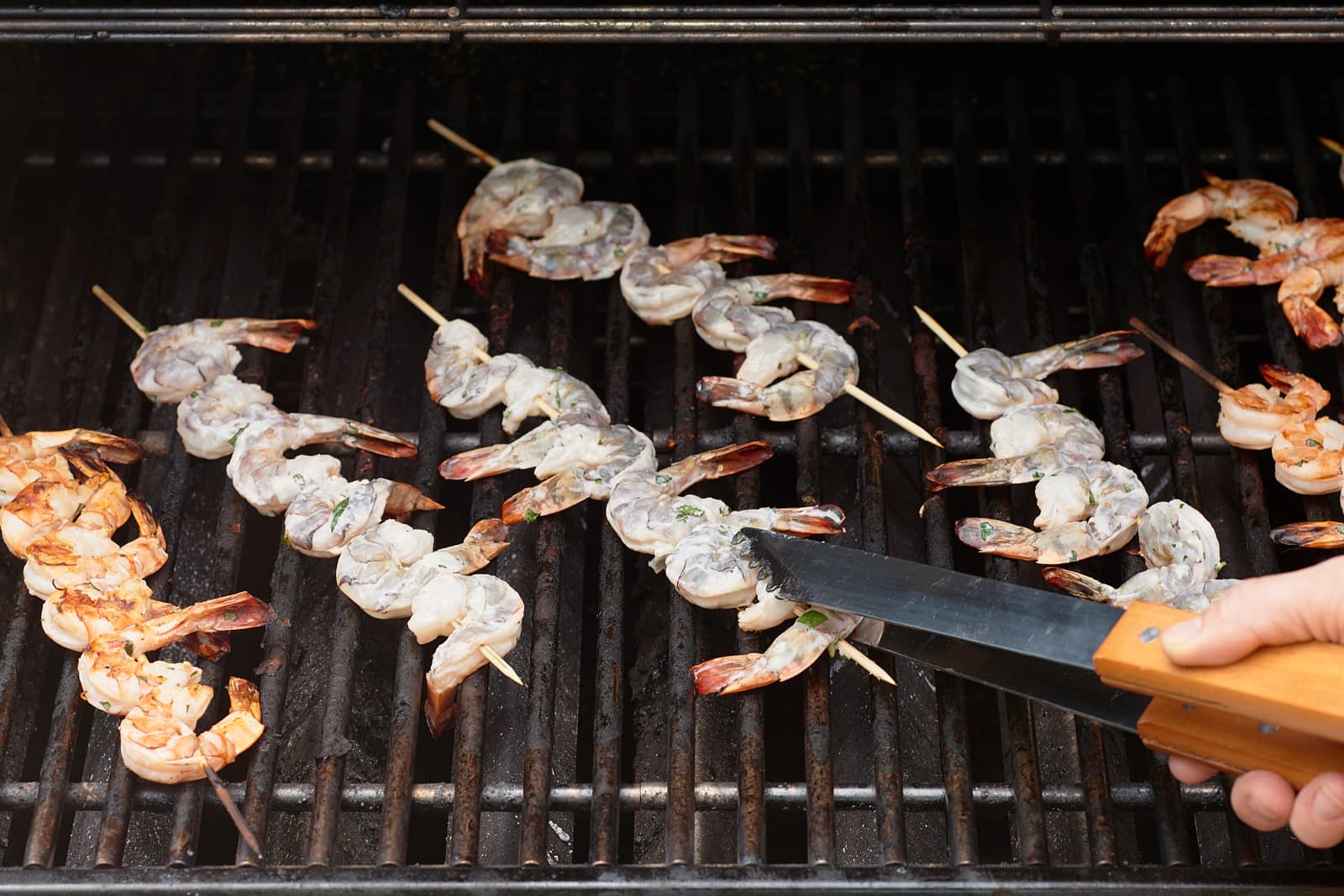 How do you keep shrimp from falling on the grill?