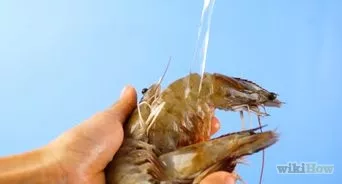 How do you keep shrimp from foaming?