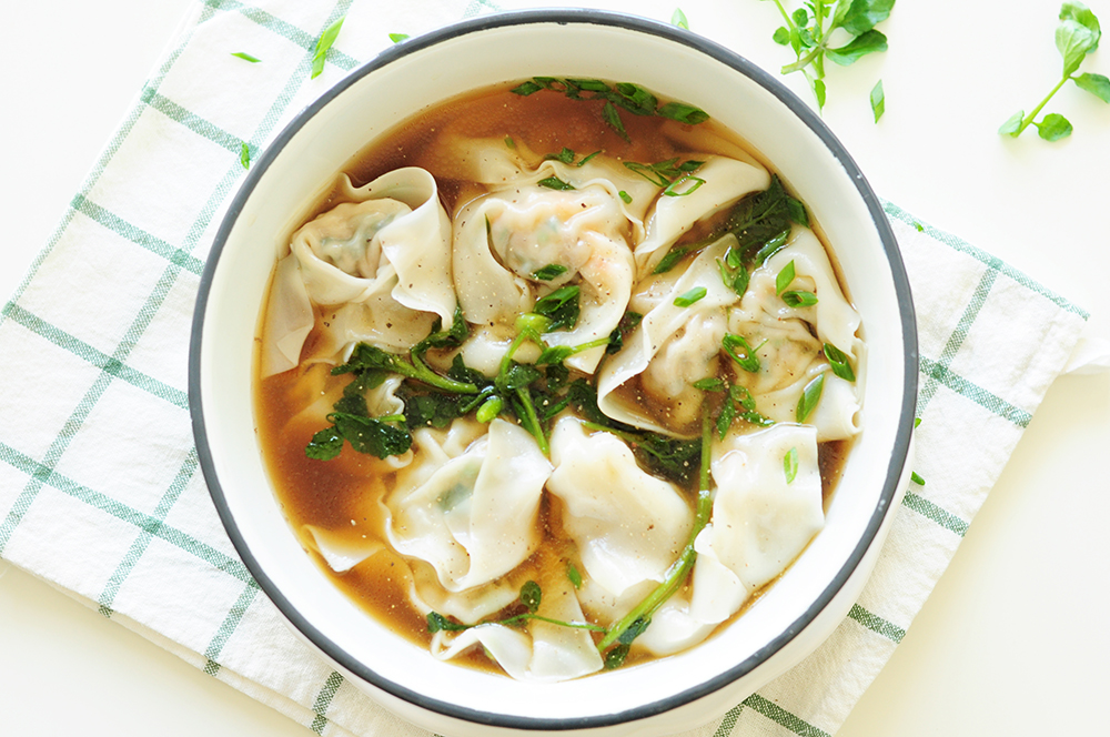 How do you keep wontons from falling apart in soup?