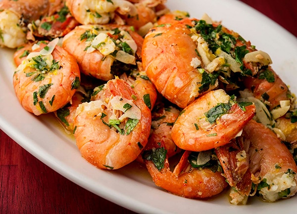 How do you know if spot prawns are cooked?
