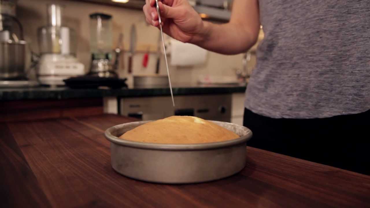 How do you know when a cake is ready to bake?