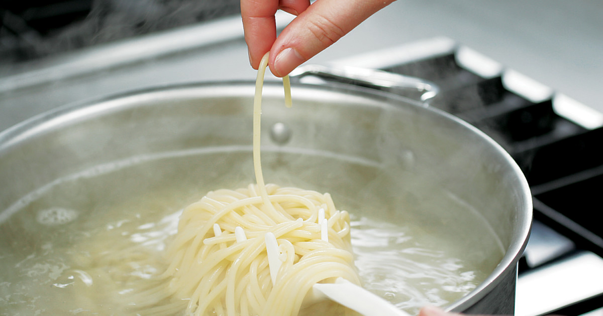 How do you know when fettuccine is al dente?