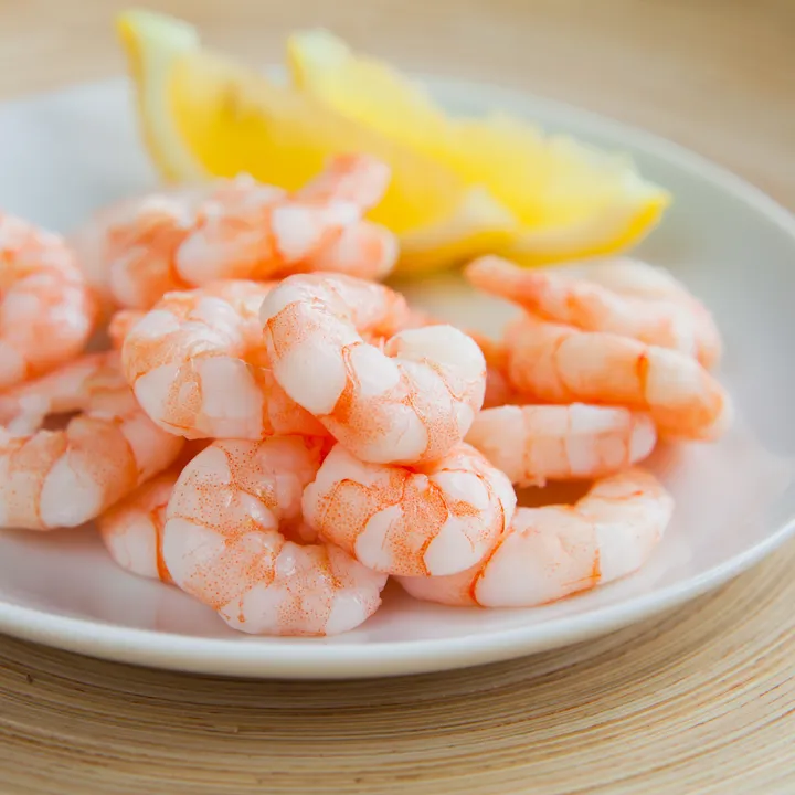 How do you know when pink shrimp are cooked?
