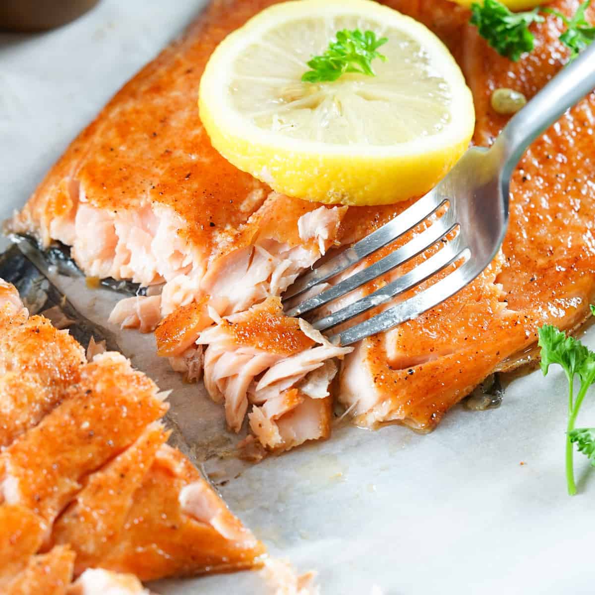 How do you know when smoked salmon is done?