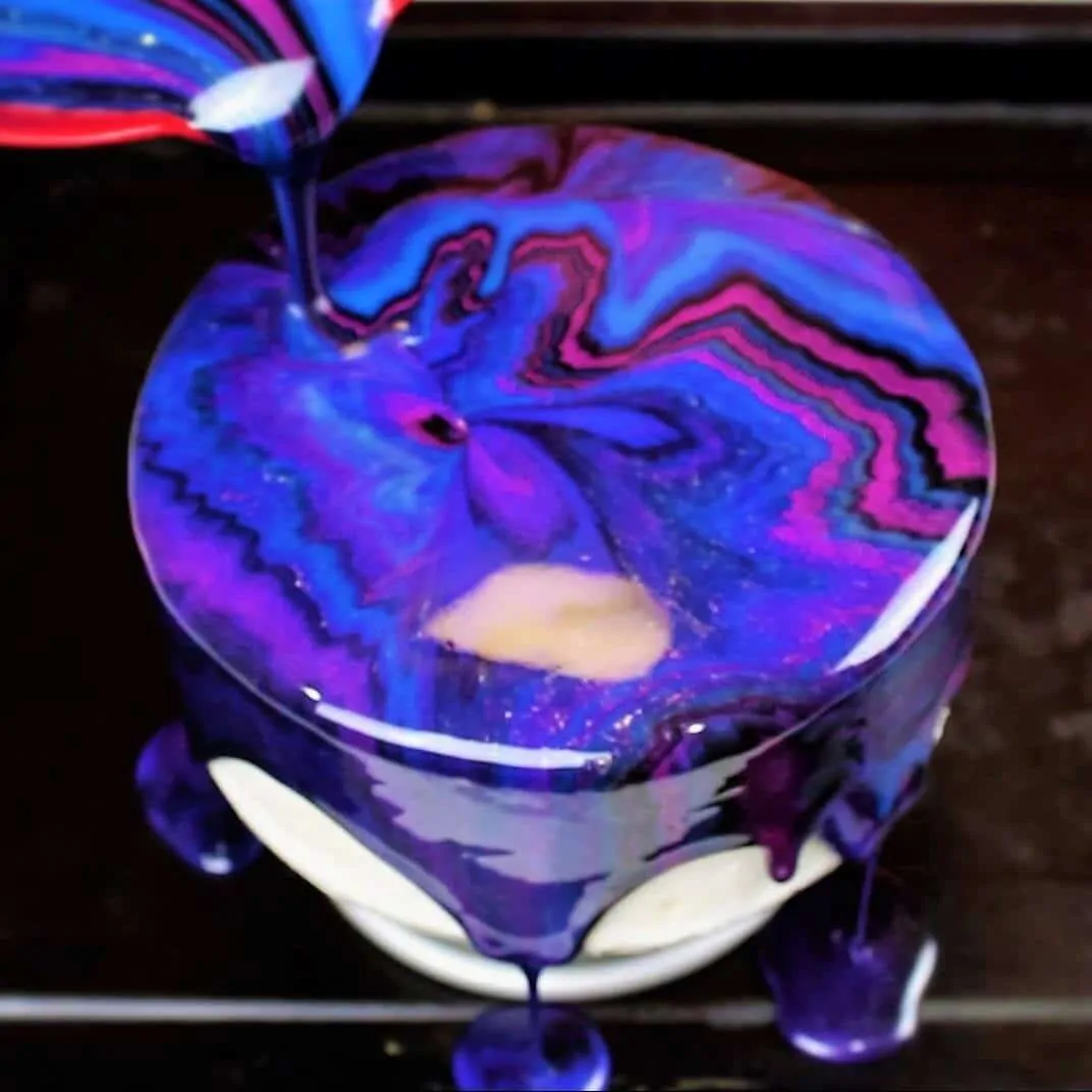 How do you make a liquid glaze?