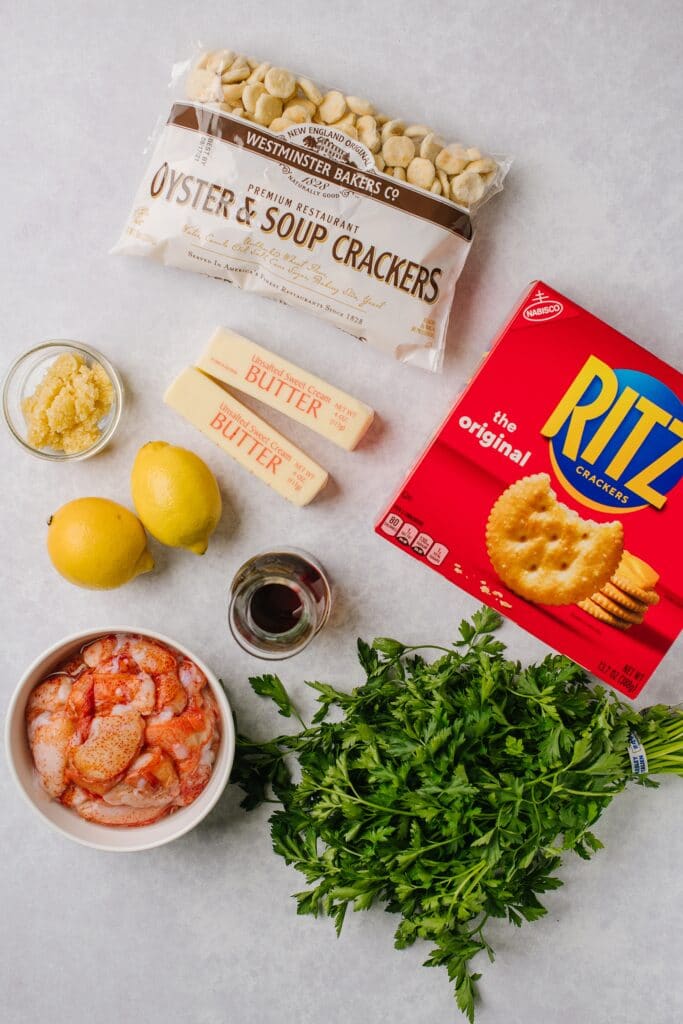 How do you make lobster crackers with butter crackers?