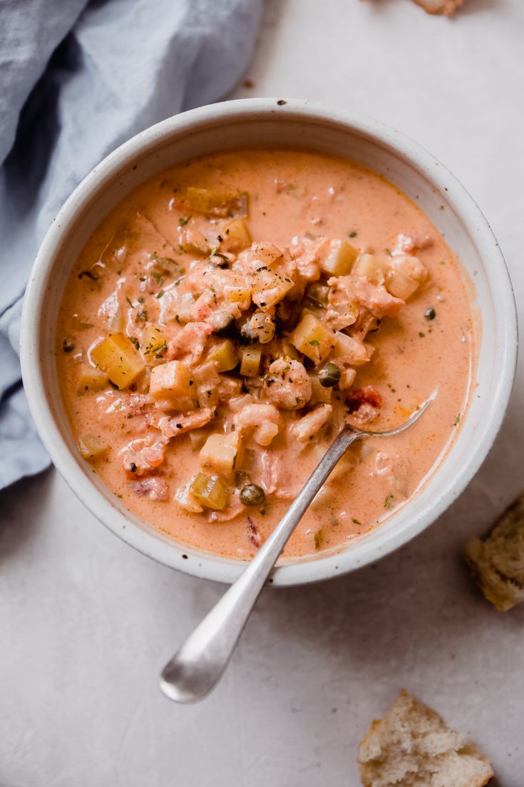 How do you make smoked salmon soup?