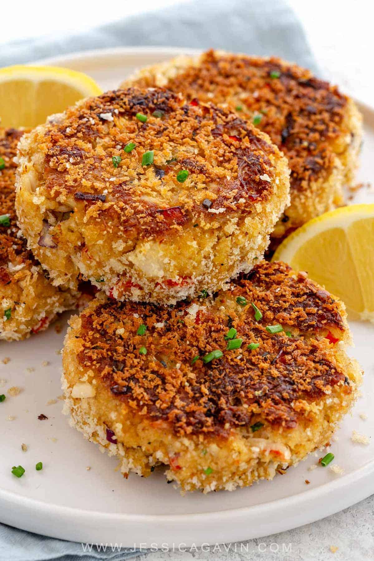 How do you make soft bread crumbs for crab cakes?