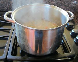 How do you make soup on the stove?