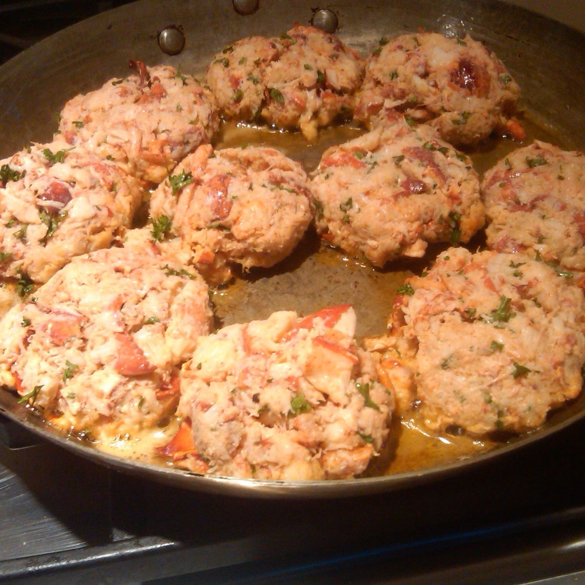 How do you make store bought lobster cakes?