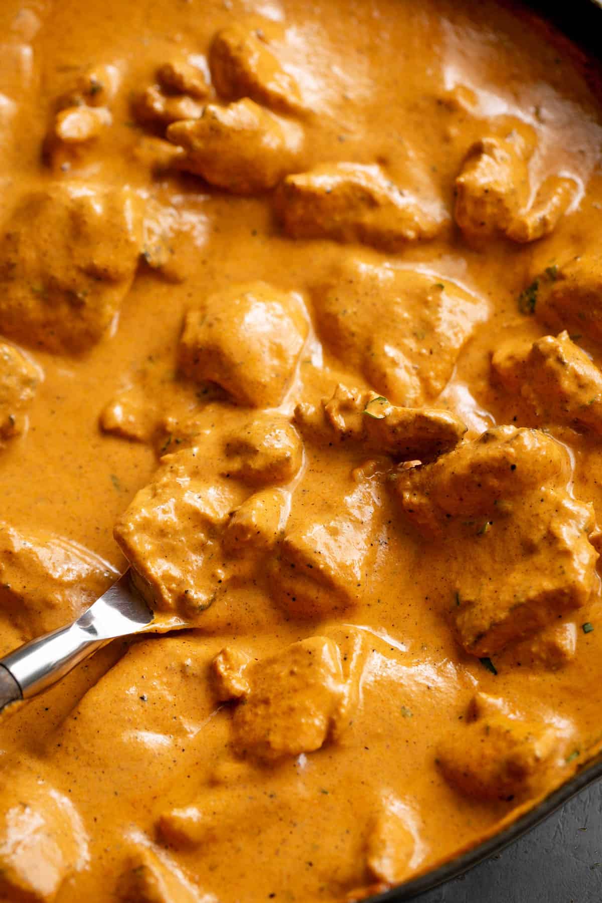 How do you make thick chicken curry?