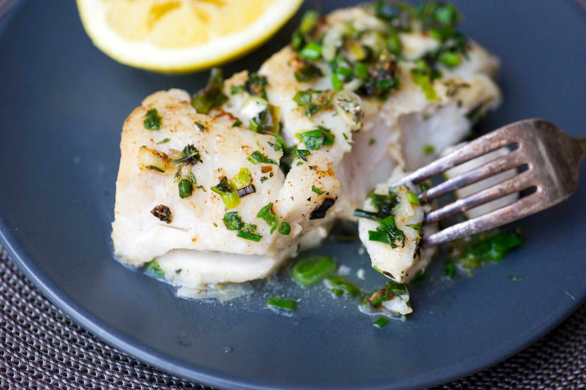 How do you saute fish fillets with herbs?