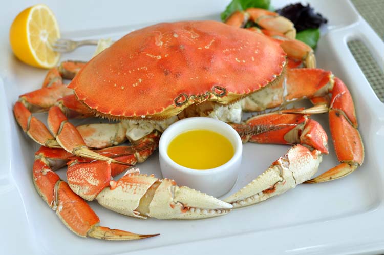 How do you serve already cooked crab?