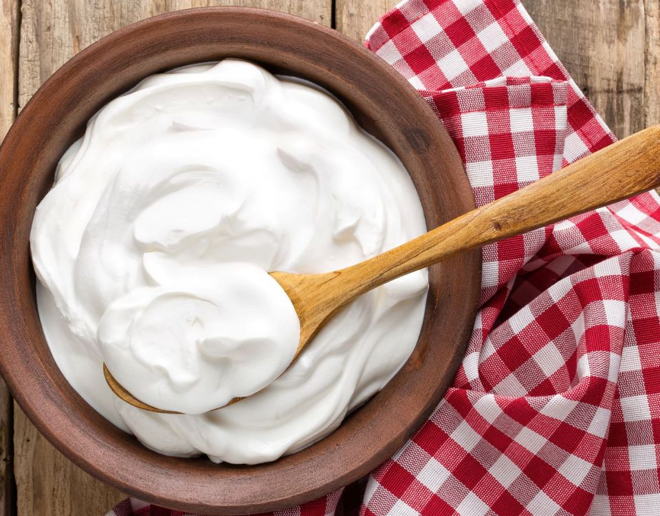 How do you stabilize yogurt?