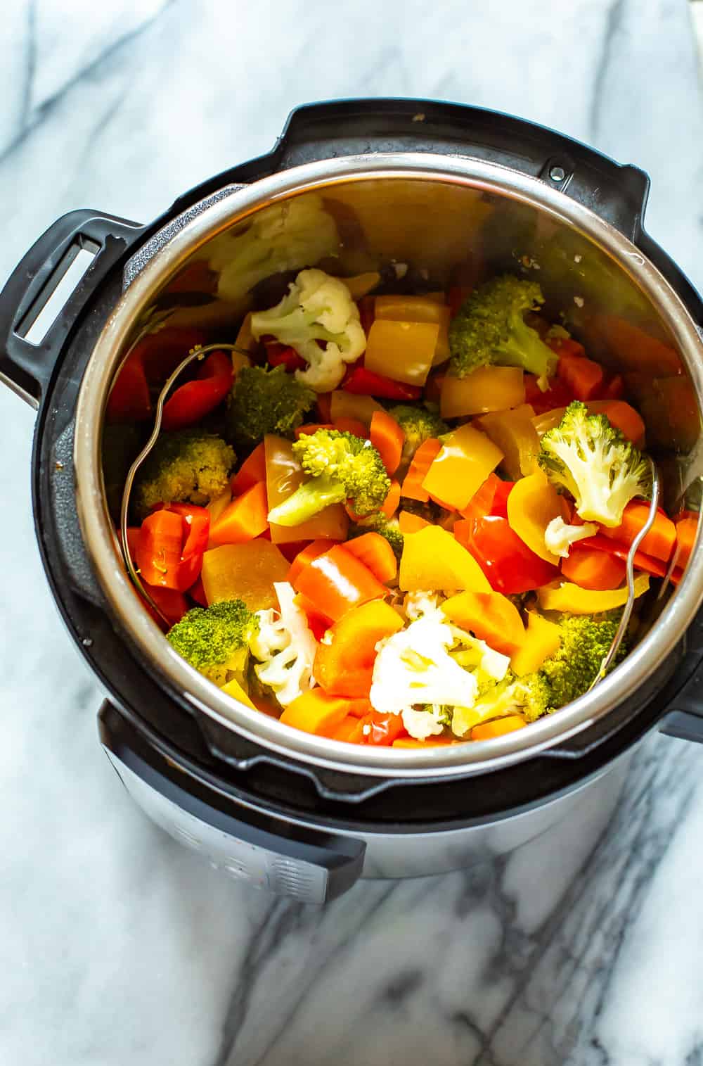 How do you steam food in an Instant Pot?