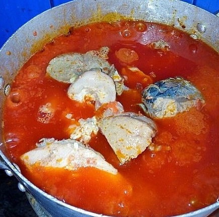 How do you stop sour taste in stew?