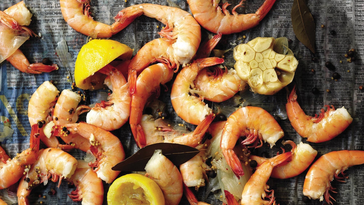 How do you store raw shrimp overnight?