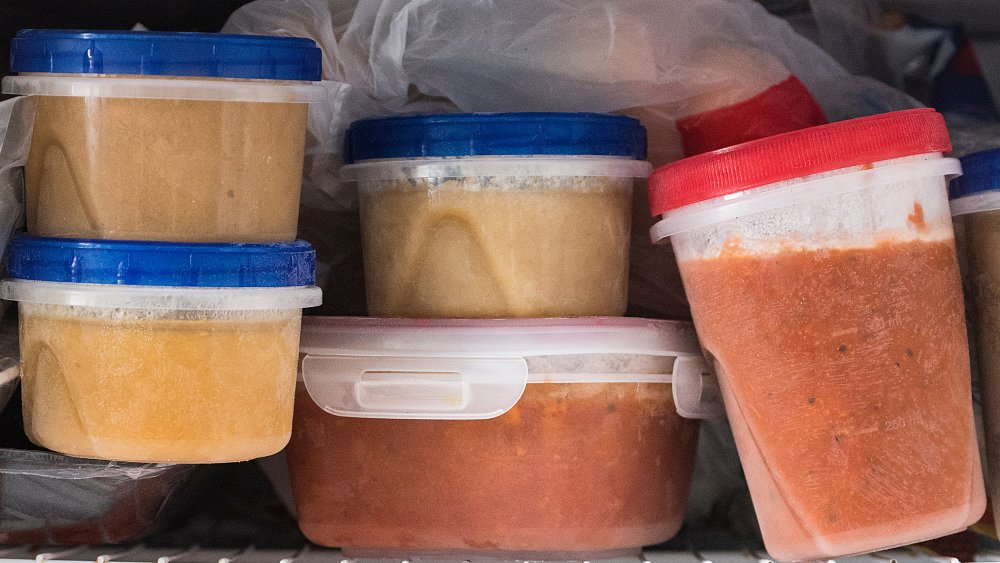 How do you store soup in Tupperware?