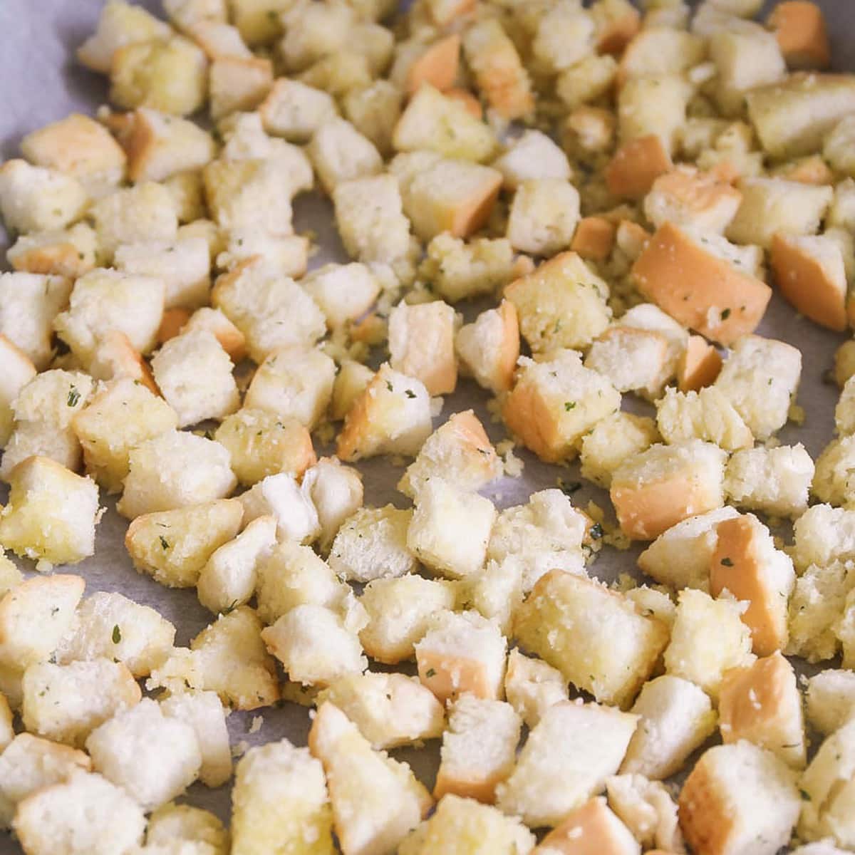 How do you store store bought croutons?