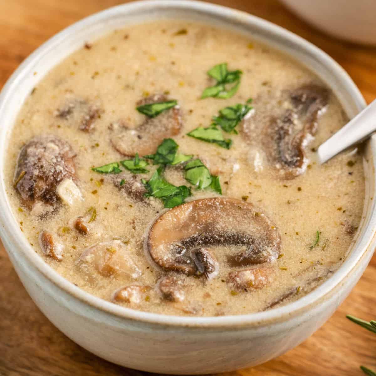 How do you thicken mushroom soup with yogurt?