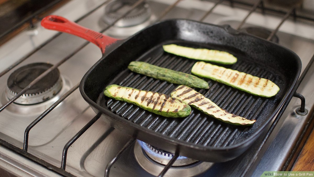 How do you use a grill pan for the first time?