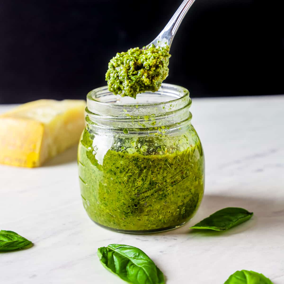 How do you use pesto in a jar?