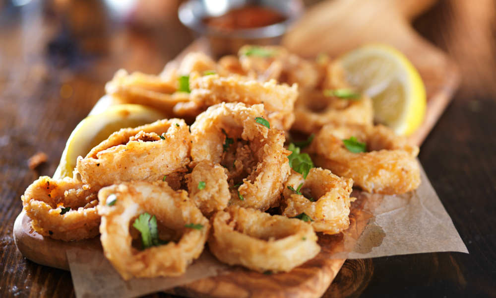 How does calamari taste like?