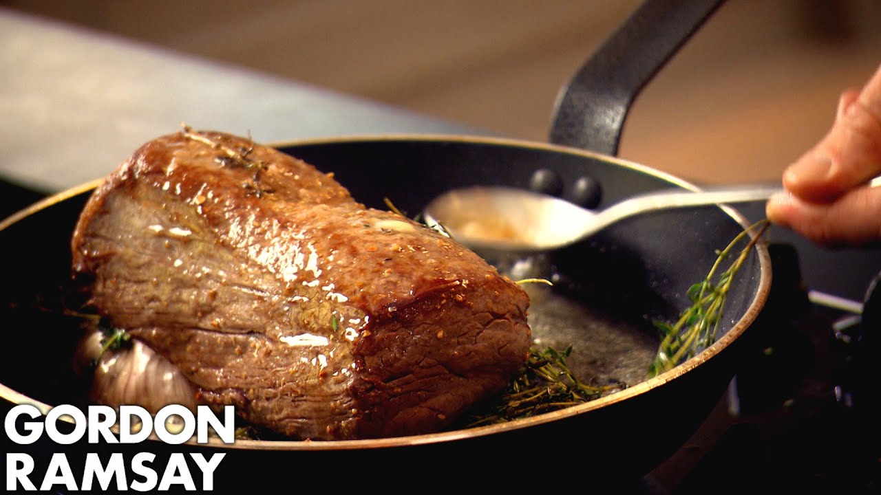 How does Chef Ramsay season a steak?