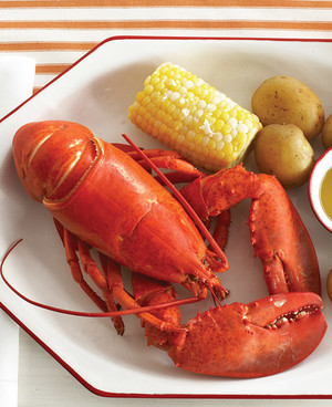 How does Martha Stewart boil lobster?