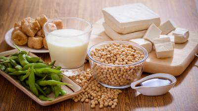 How does soy affect the heart?