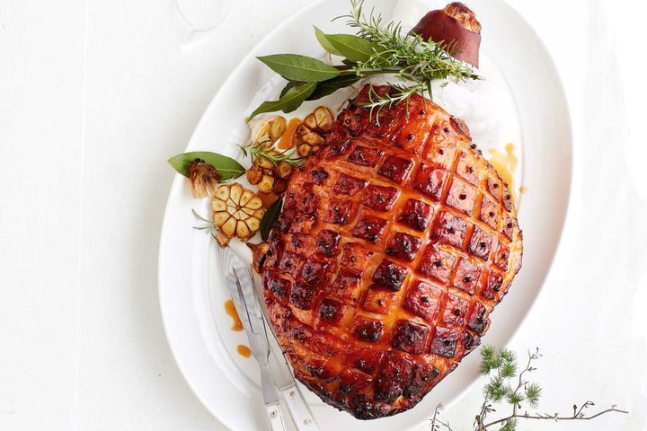 How long can Christmas ham sit out?