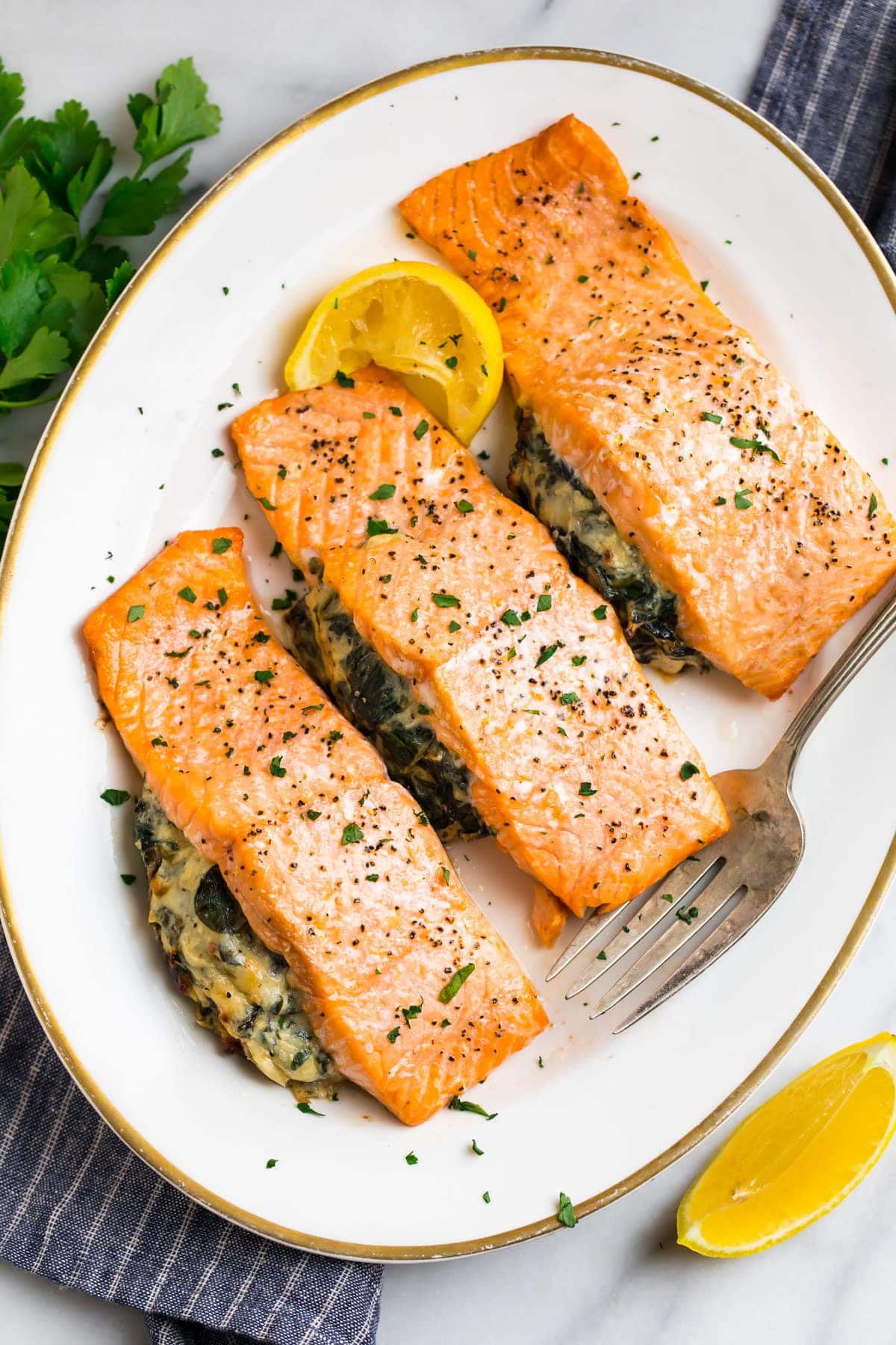 How long can stuffed salmon stay in the fridge?