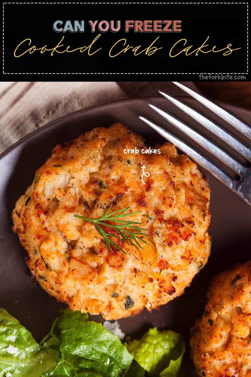 How long can you keep cooked crab cakes in the fridge?