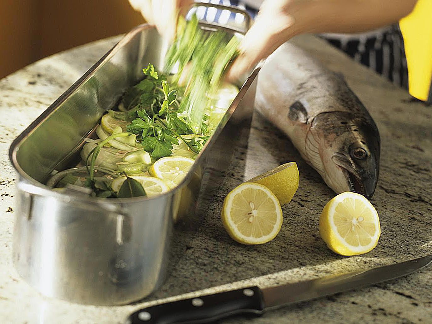 How long can you keep marinated fish in vinegar?